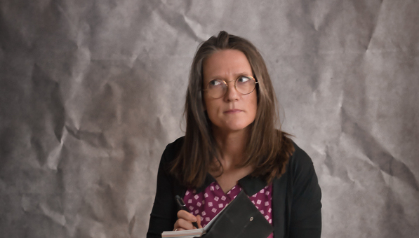 Tracy Crisp | Writer, Fringe Performer & Funeral Celebrant